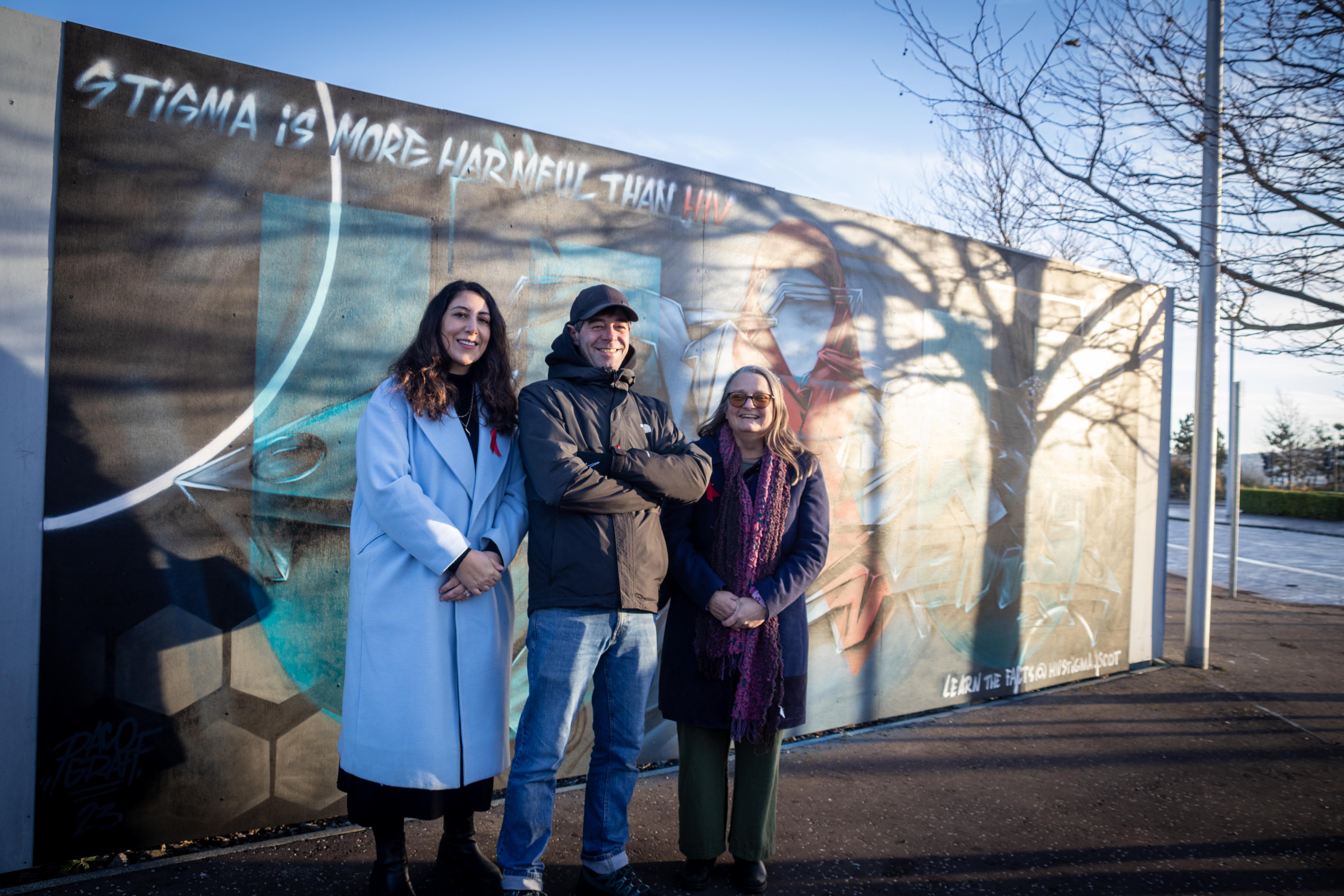 HIV Mural Unveiled for World Aids Day 2023 | Dundee City Council